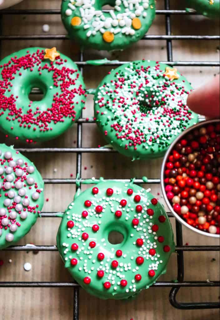 Christmas Wreath Cookies That Easily Wow! - Because Mom Says