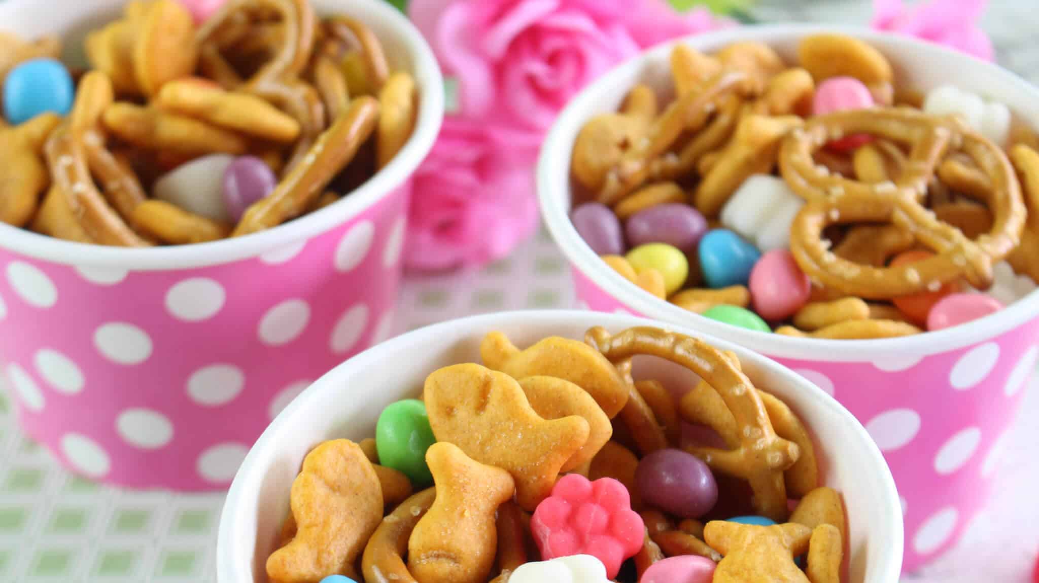 Easy and Irresistible Spring Snack Mix the Whole Family Will Devour ...