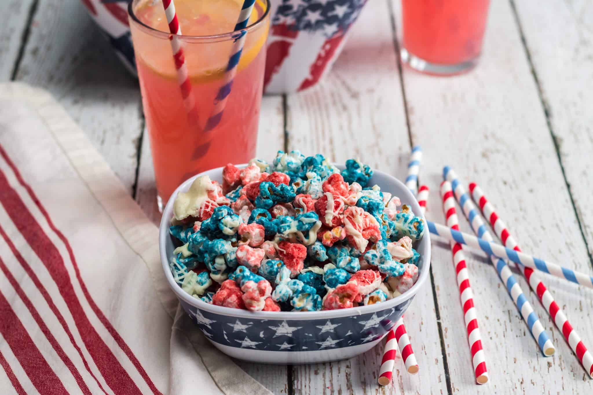 Red, White, and Blue Popcorn - Delicious Patriotic Popcorn Recipe ...